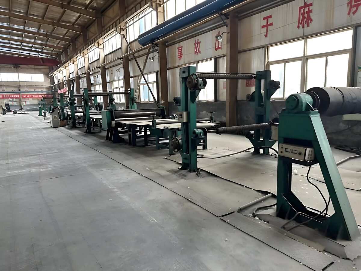 Types Rubber Conveyor Belt Building Machine - VatsnTecnic